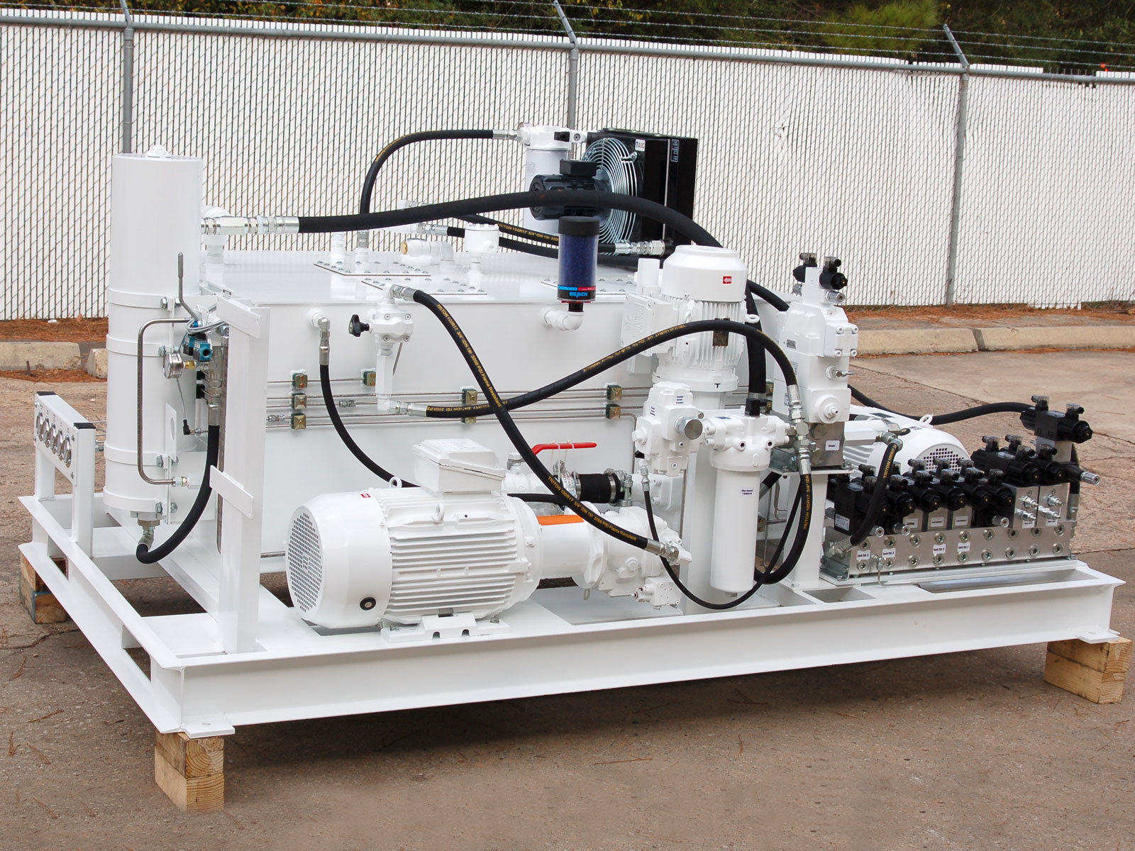 Custom Power Units - Hapeco Inc.